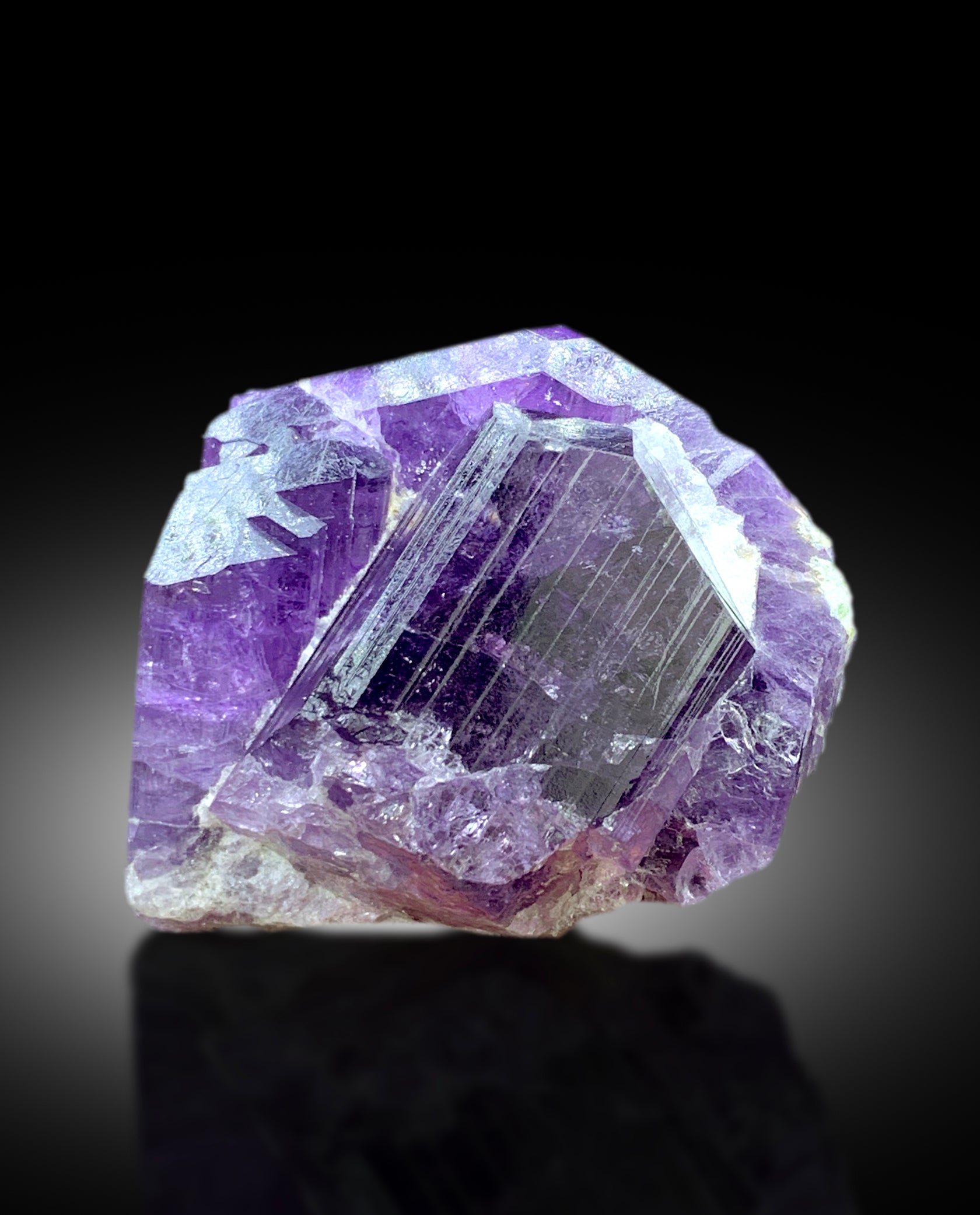 Rich Purple Color Scapolite Specimen, Scapolite Crystals, Raw Mineral ...